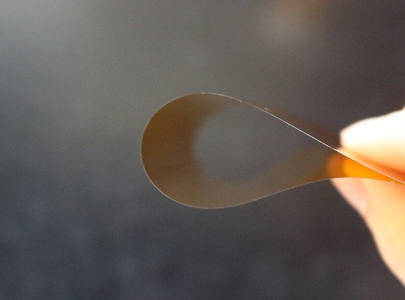 [디스플레이 용어알기] 58편: 폴리이미드 (PI, Polyimide)