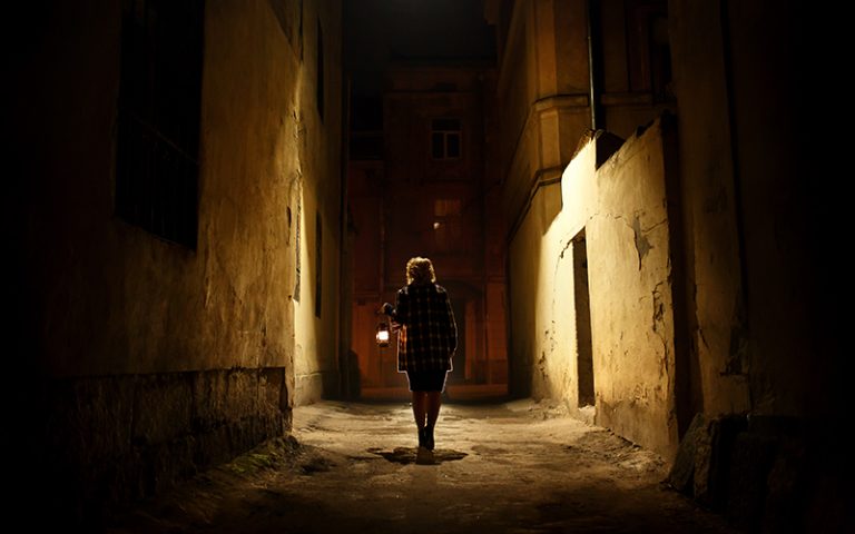 [디스플레이 용어알기] 84편: UPC (Under Panel Camera, UDC) | 삼성디스플레이 뉴스룸